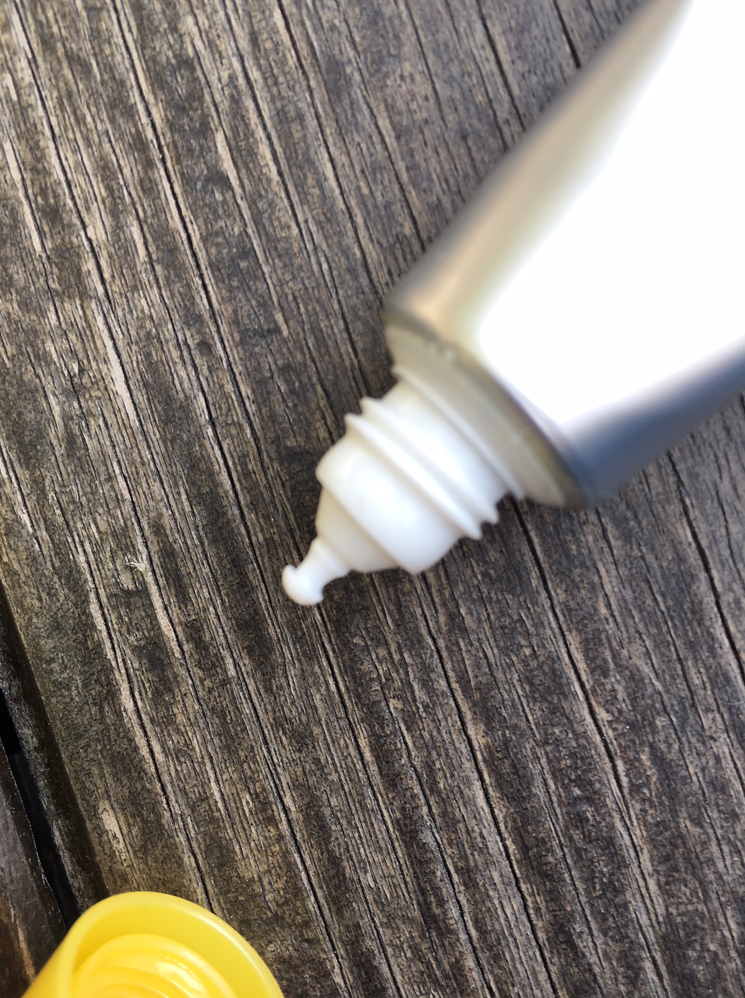 Review | Best affordable whitening Vitamin C serum – Rohto Melano cc ...